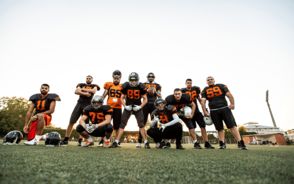 22 American Football Positions & Roles Explained (Chart)